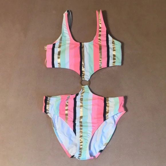 VENUS | Swim | Nwt Venus Candy Striped Beautiful And Flattering ...